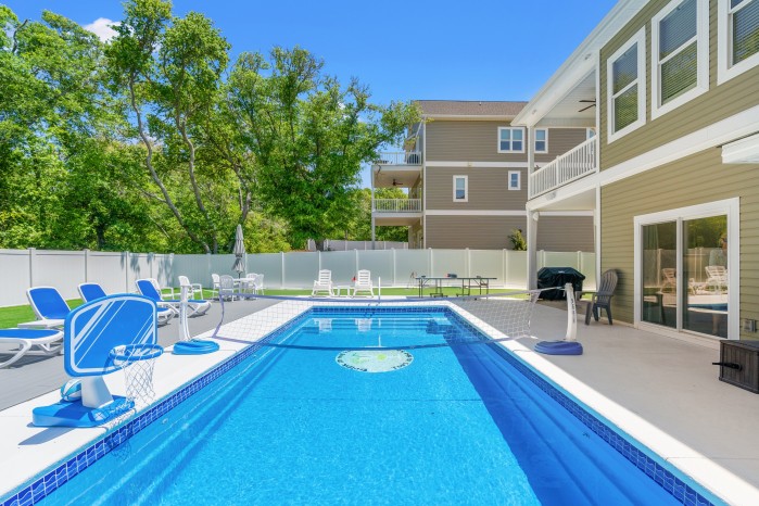 North Myrtle Beach | Ocean Drive Rentals | 1 SPARKS R FLYIN