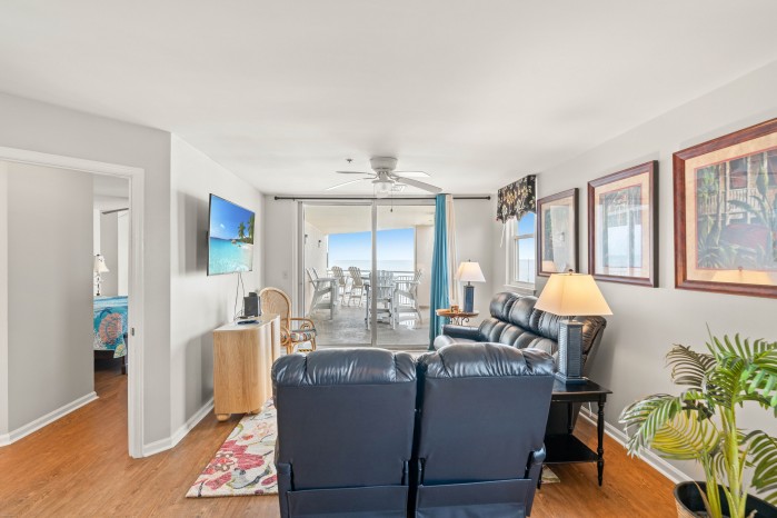 Hyperion 501 | Oceanfront Cherry Grove Vacation Condo | Pool | Elliott ...