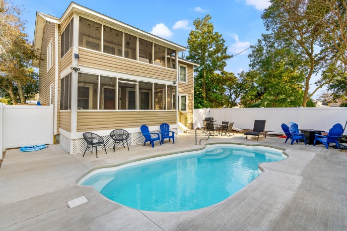 A Haven By The Sea | Luxurious 3rd Row Crescent Beach House | Pool ...